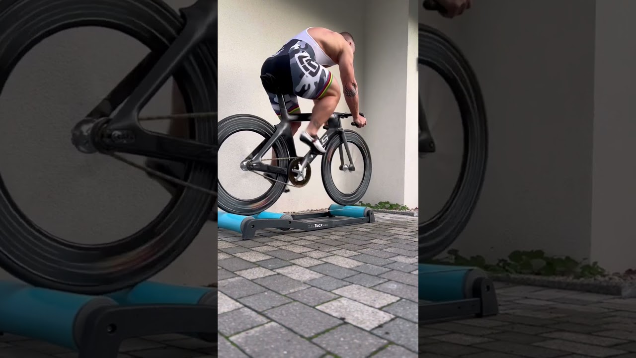 QUADZILLA MAX- SPEED 250RPM on the rollers 🚀🚴‍♂️ - Cycling Europe