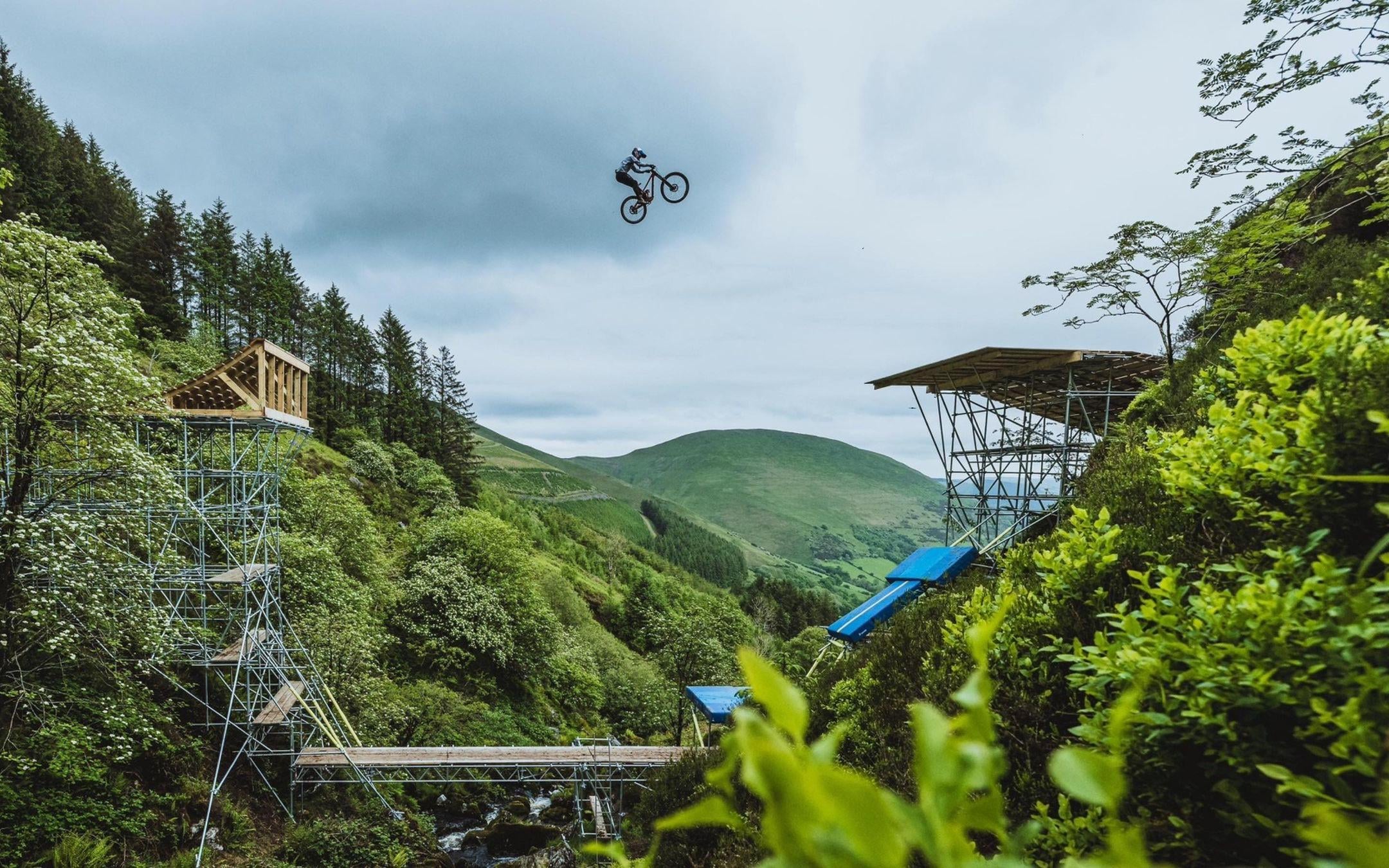 Gee Atherton on the last Red Bull Hardline jump - Credits : Dan ...