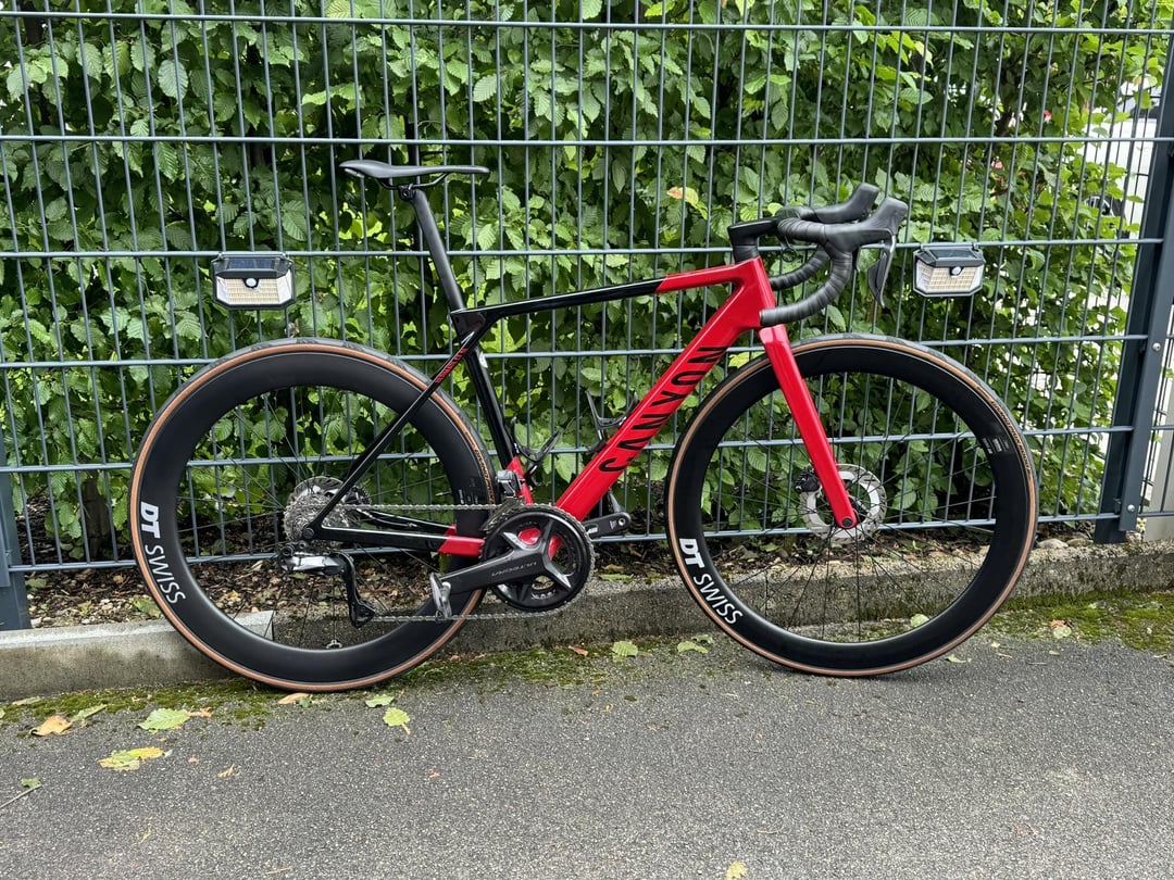 Canyon Ultimate CF SL8 Aero tire swap follow-up | Black Schwalbe One ...